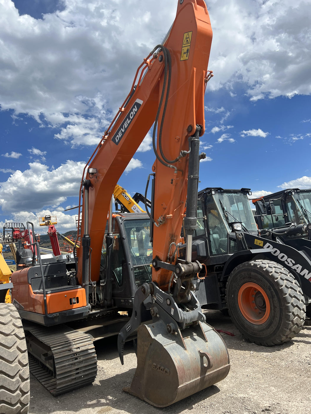 2023 DOOSAN DX140LCR-7 — Used Equipment | EquipmentShare